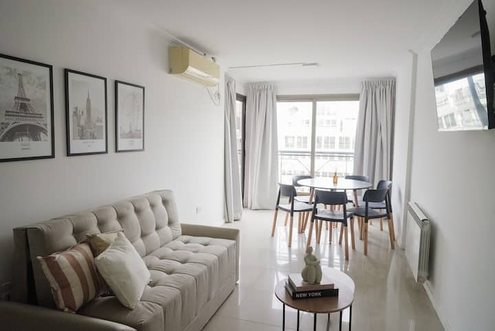 Depto.premium En Av. Yrigoyen-buen Pastor-allende - Córdoba, Argentina
