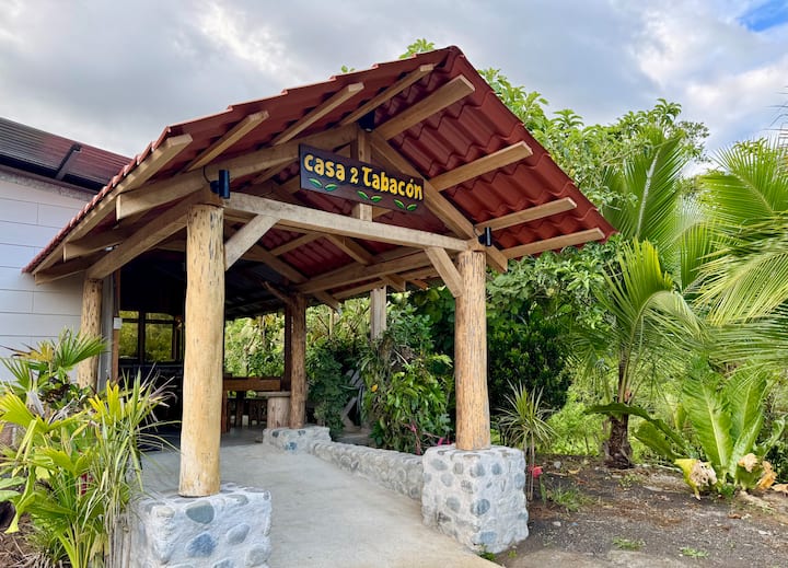Casa 2 Tabacon- Farm Experience, Nature, Pool - Turrialba
