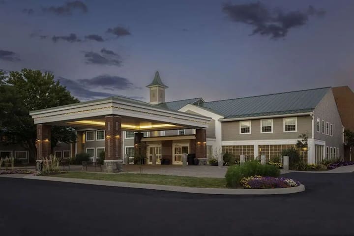 Lake Champlain 2 Double Room With Pool & Gym - Burlington, VT