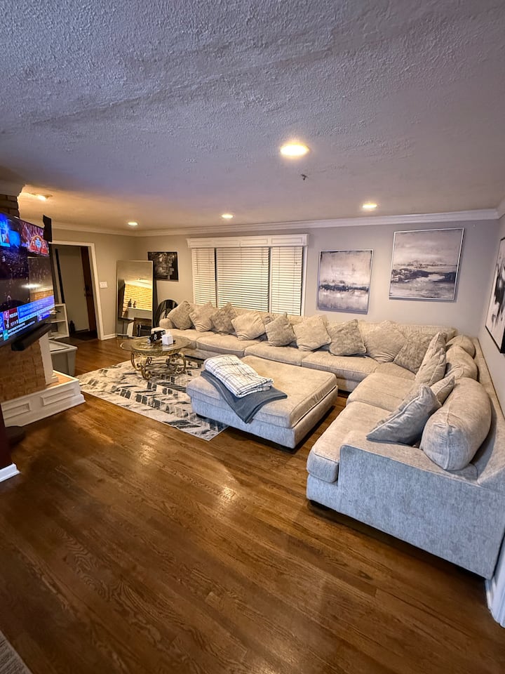 Home In Independence - Independence, MO