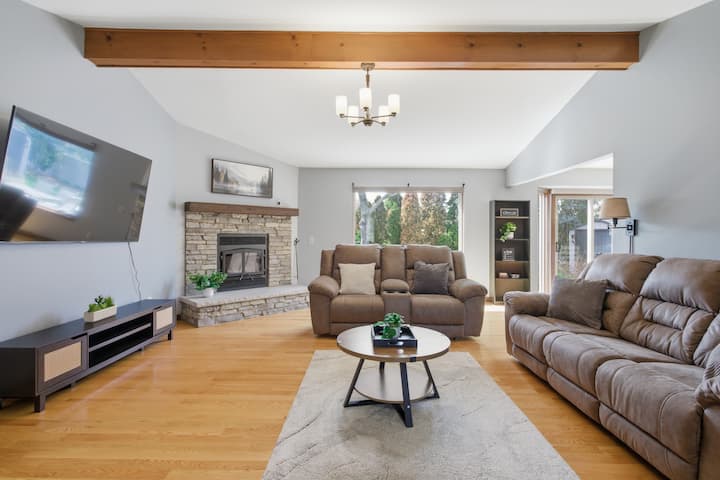 Cozy And Peaceful Home Away From Home - Sterling Heights, MI