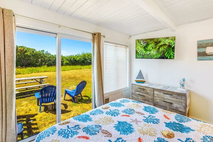 2br Beachfront Condo | Walk Dt | Dogs Ok | Unit D - Ocean Shores, WA
