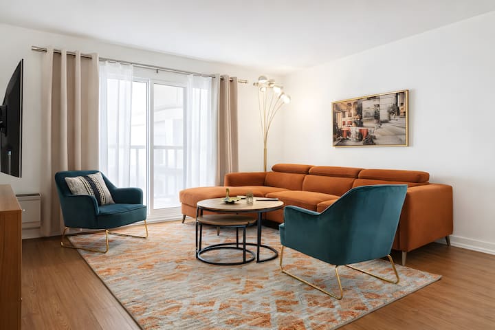 Bright Clean Apartment • Ac • Parking - Pointe-Claire