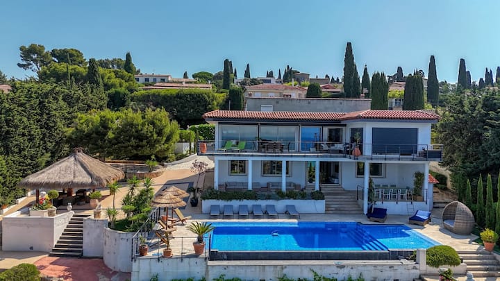 Location Villa Sanary‑sur‑mer – Piscine Et Jardin - Sanary-sur-Mer