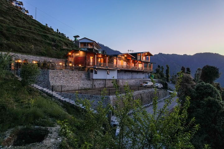 Rustic 3br Stone Villa W/ Himalaya Valley Views - Dhanaulti
