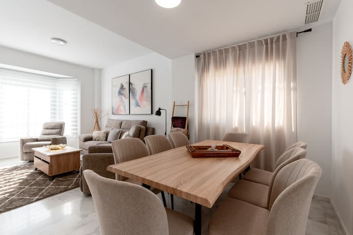 Casa Completa En Gerena Con Patio Privado Y Azotea - Gerena