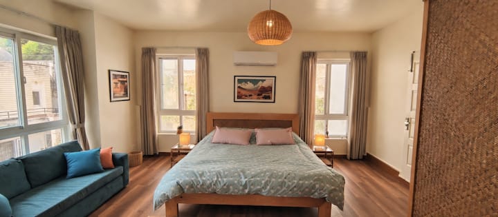 Sarai Apartment - Tibet