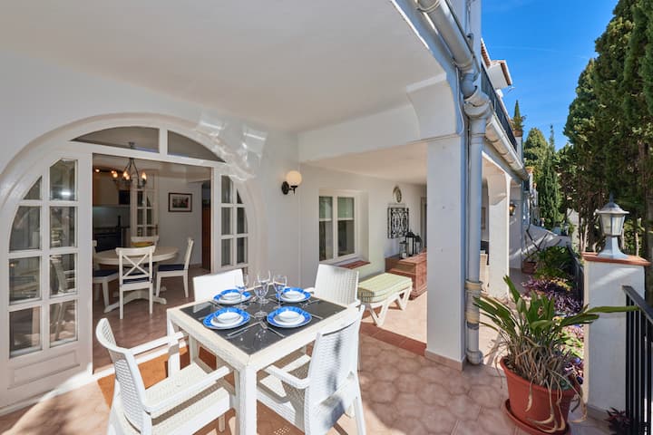 Spacious Apartment In The Heart Of Mijas. - Mijas