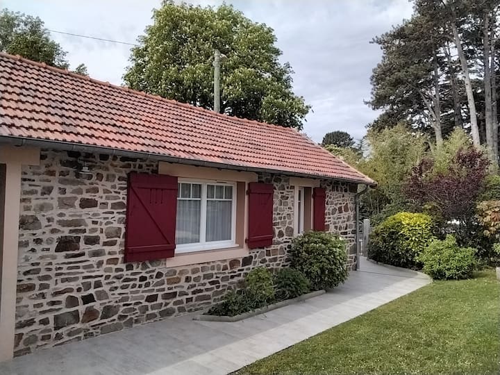 Petite Maison Au Calme 500m De La Plage Centre. - Jullouville