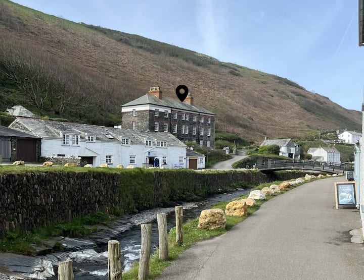 Captains Retreat – Harbour Views In Boscastle - Boscastle