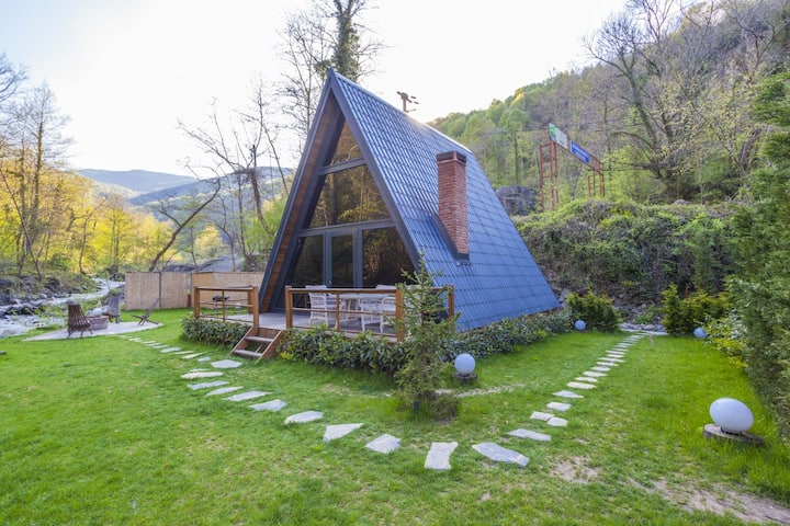 Dere Kenarında ŞöMineli Bungalov - Sapanca
