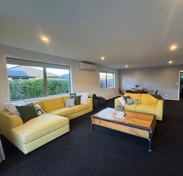 Homely Vibe, 200m Walk To Lake - Te Anau