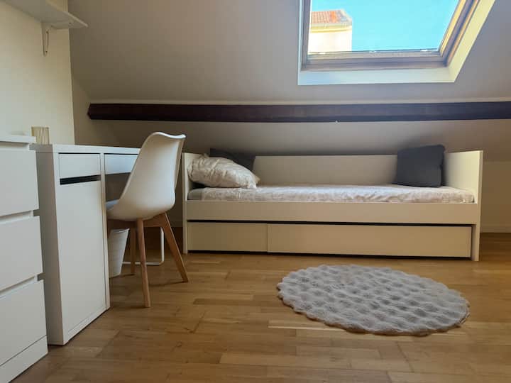 Chambre 2 Lits Simples Dans Belle Maison Rer A - Champs-sur-Marne