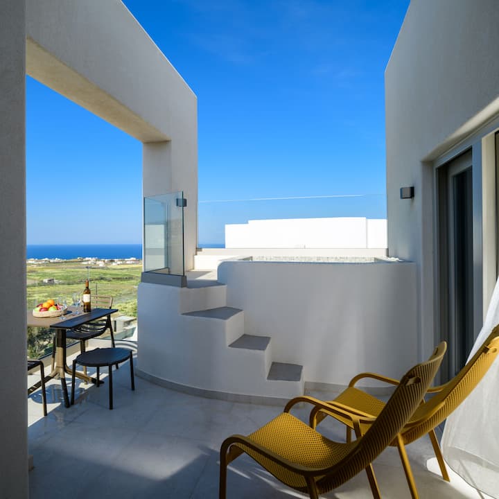 Premium 2 Bedroom Villa With Hot Tub And Sea View - Santorini