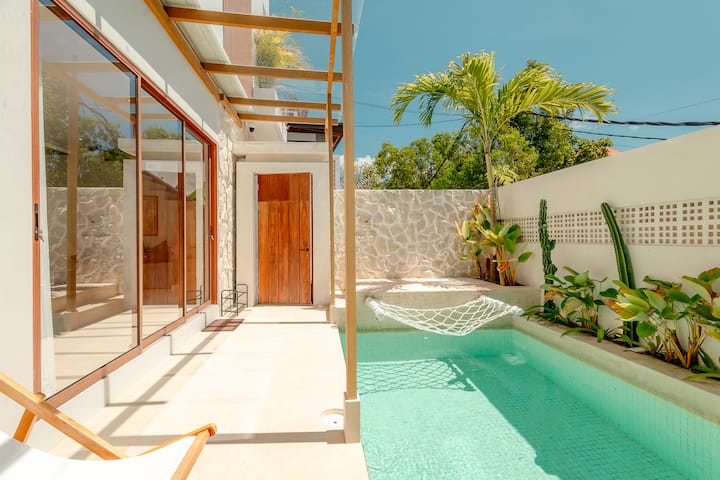 Modern Tropical Villa W/ Pool & Ocean View Jacuzzi - Bali