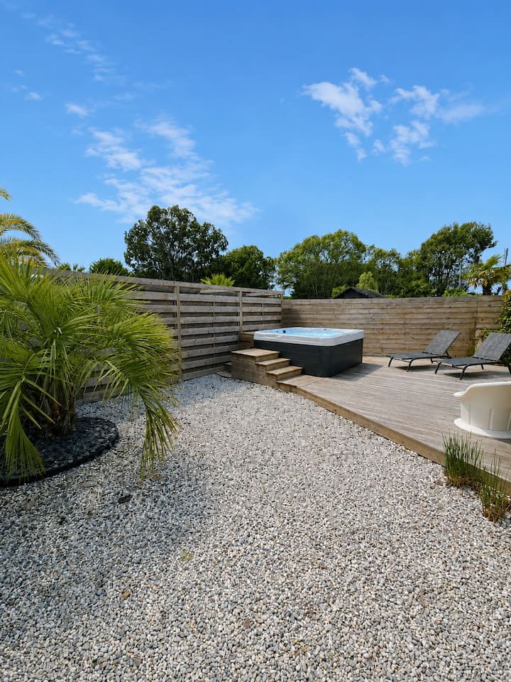 Mobil-home Premium & Jacuzzi Terrasse Cosy - Loire-Atlantique
