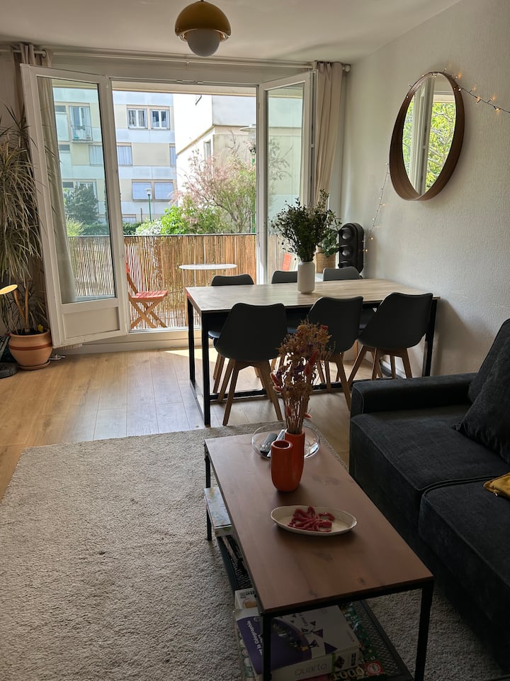 Appartement 2 Pièces Pour 1 à 4 Personnes - Le Plessis-Robinson