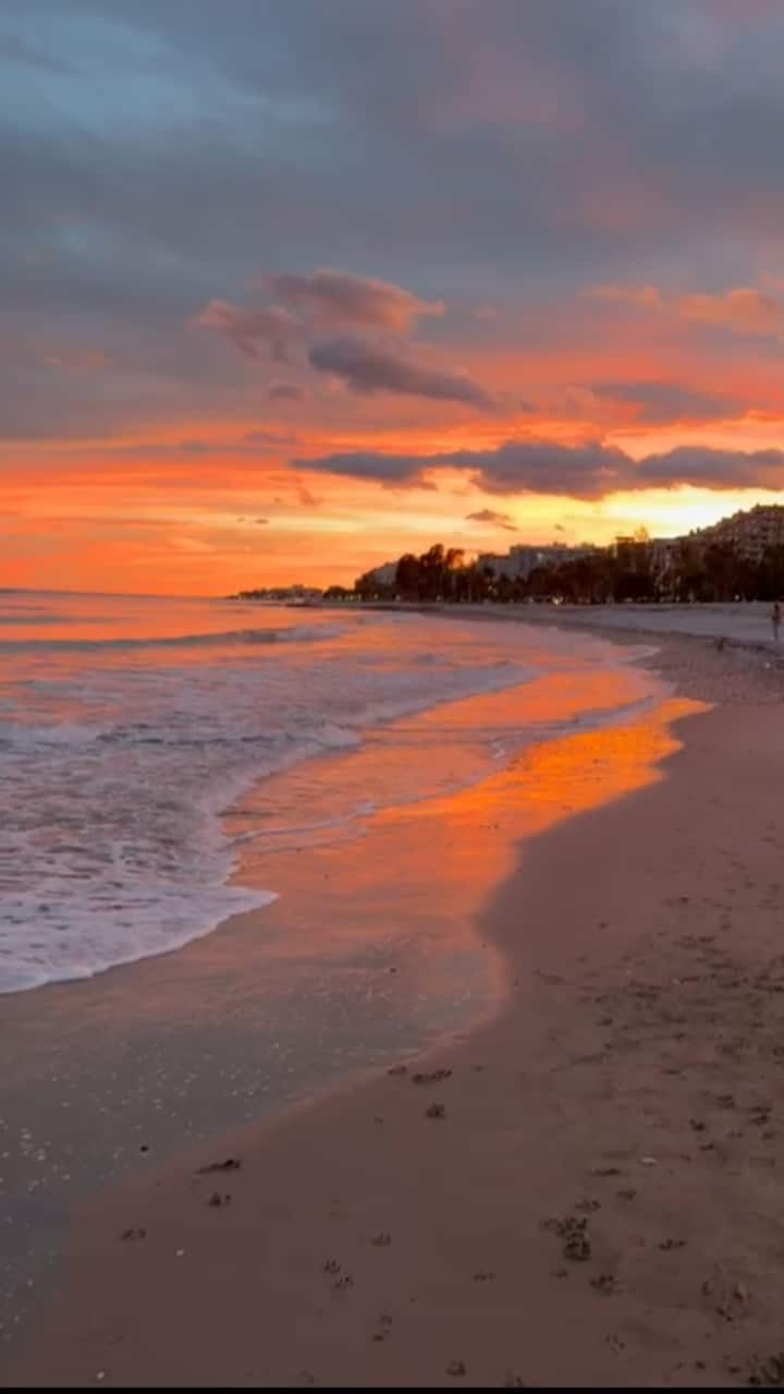 Playa Torre De La Sal Primera Línea. - Espanha