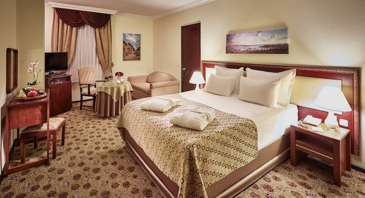 Gunes Hotel Merter, Istanbul, Breakfast Included - İstanbul