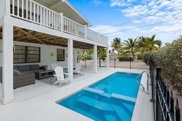 Blue Lagoon 2bed/2bath With Private Pool - No Dock - Marathon, FL