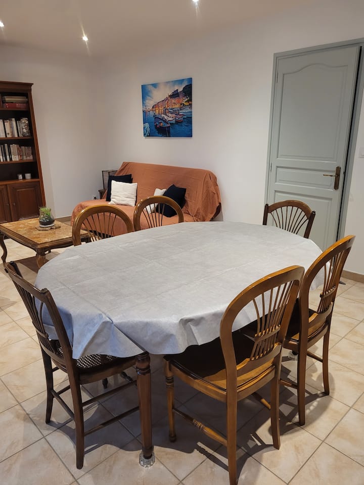 Logement Spacieux à 2 Min à Pied De La Plage - Valras-Plage