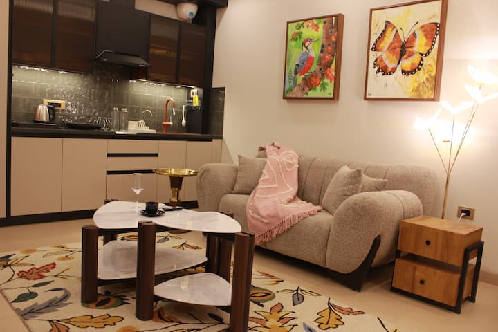 The Maple Suite Two At 31 Club Avenue Residences ! - Manesar