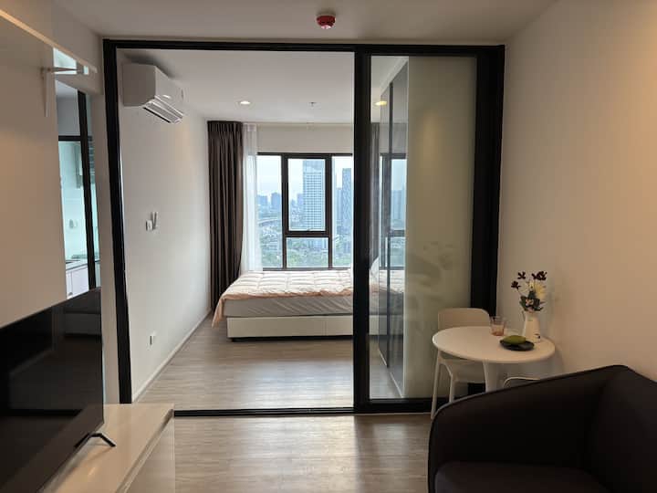 Local Nest Bkk | Near Bts & Temple - Bangkok Yai