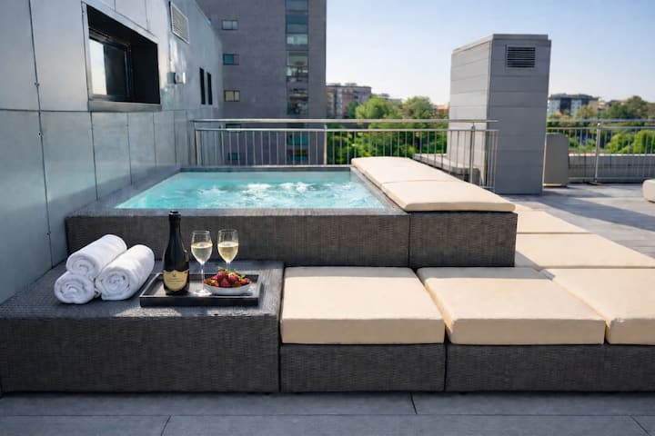 Suite Tripla Con Spa Jacuzzi E Parcheggio Gratis - Milan