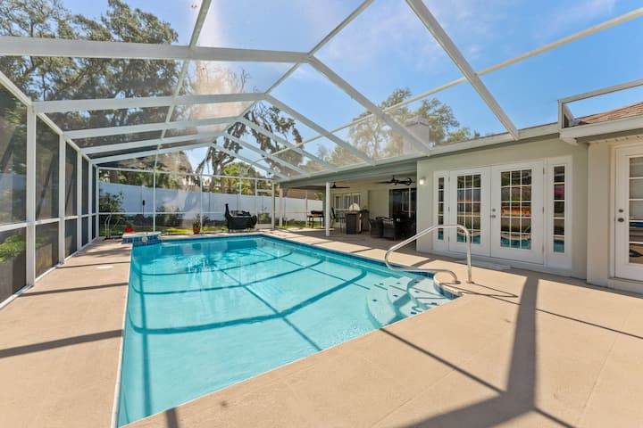 Posh, Plush And Peace In Palm Harbor, Fl - Tarpon Springs, FL