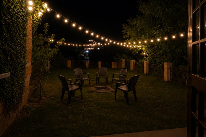 Private Mountain Cottage With Lawn & Fire Pit - Mukteshwar