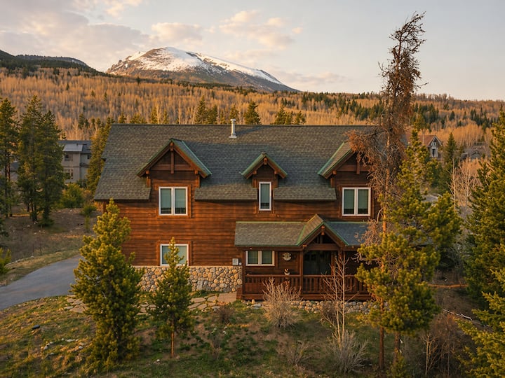 Windflower Alpine Home: Private, Close To Downtown - Silverthorne, CO