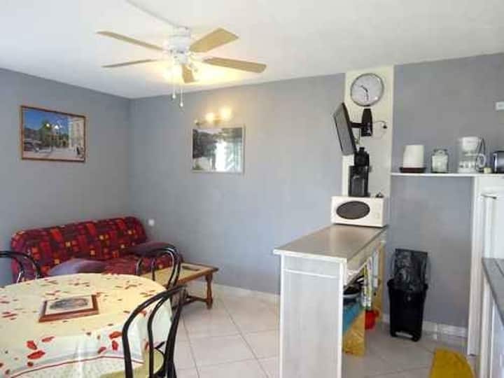 Appartement Avec Parking, Vue Montagnes - 4 Pers. - Le Barcarès