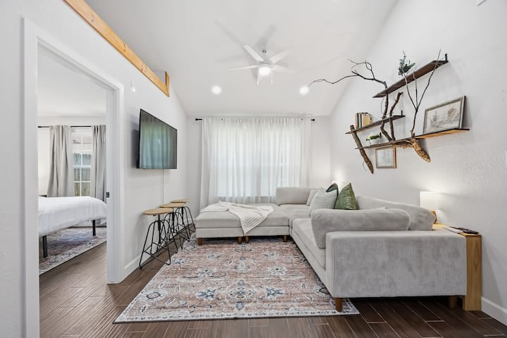 Branch Bungalow In Eado #4 *2 Km From Fifa Fest* - Houston, TX