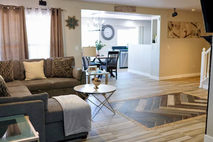 Cozy Home On The Lake In Denver - Thornton, CO