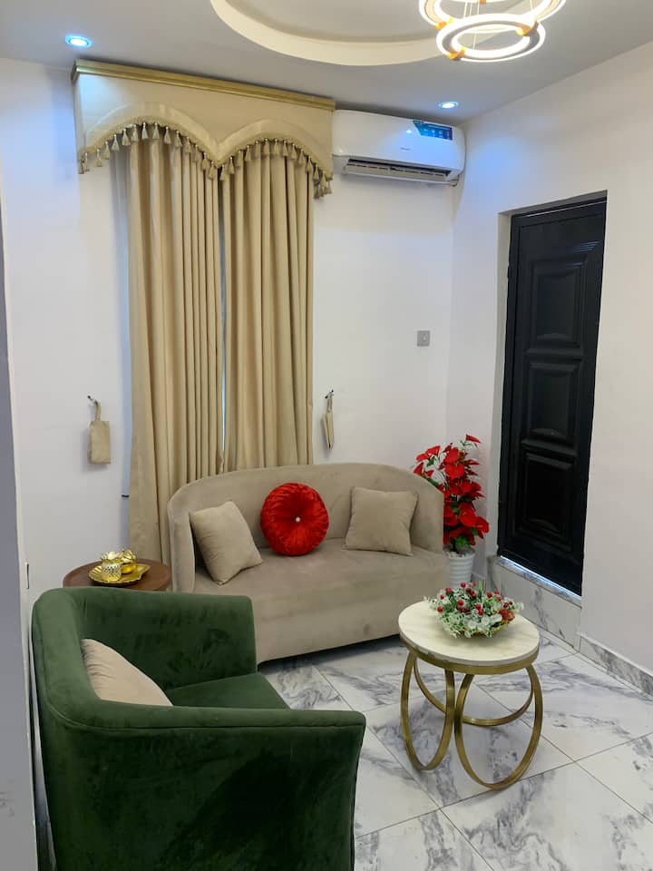 Ayo Deluxe Suite Cozy And Comfortable 1 Br +Wi-fi - Lagos