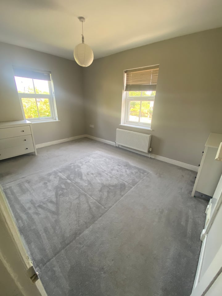 *New Let* Apsley House - Furnished Pictures Coming - Wroxham