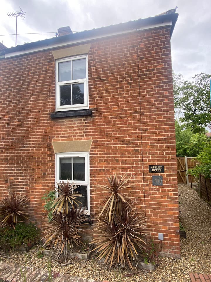 *New Let* Apsley House - Cottage On The Broads - Wroxham