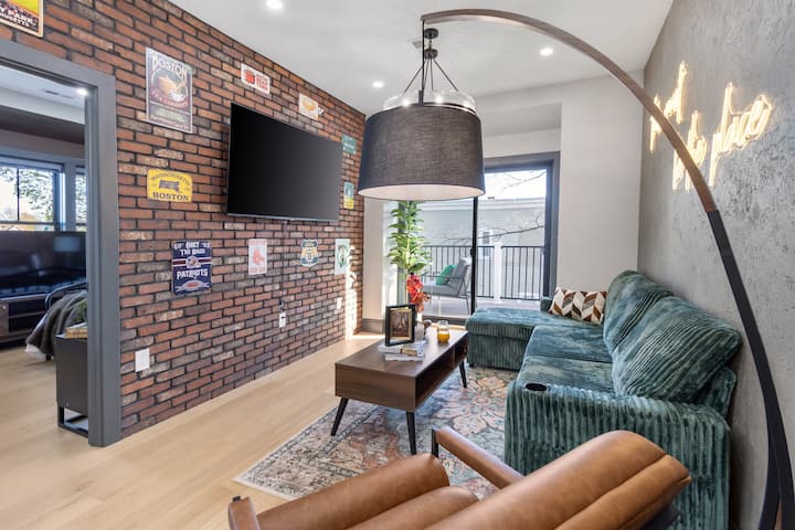 Boston Style 2br2bth / Near Boston + New Build - Cambridge, MA