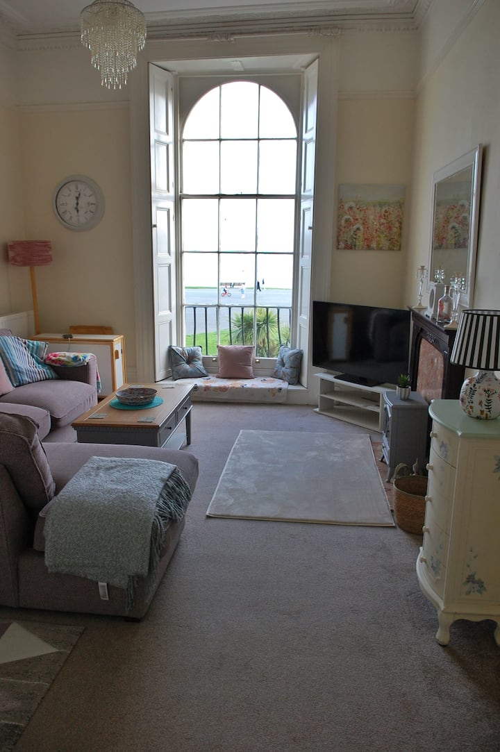 Ocean City Esplanade Serenity With Sea Views - Plymouth