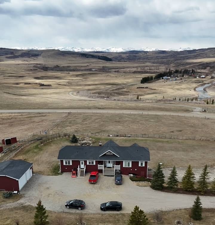 Quiet & Panoramic Mountain View Ranch House! - 科克倫