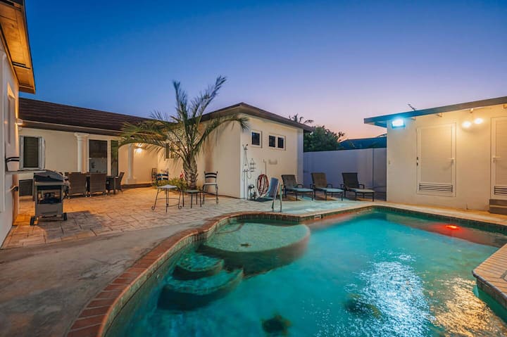 Villa Roma | Aruban Pool Oasis & Outdoor Living - Aruba