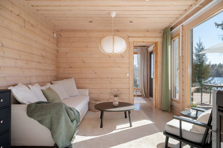 Lakefront Cabin & Wood-fired Sauna - Päijät-Häme