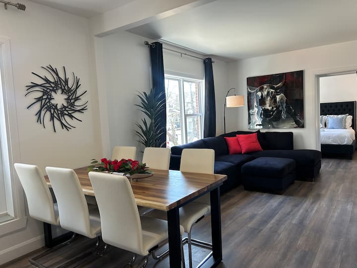 Passion, 2 Chambres Queen, Balcon, Parking - Levis