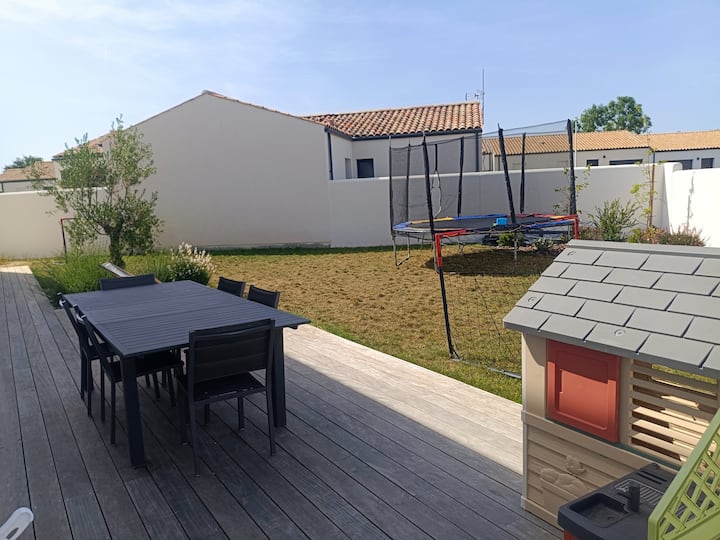 Location Saisonnière Maison - Charron