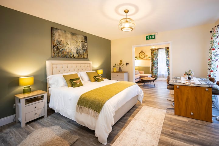 The Wheelhouse Is A Romantic 1 Bedroom Retreat - Ballycastle