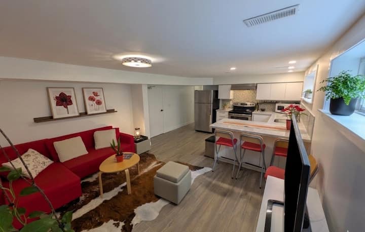 Cozy Suite Private Entry. Near Pearson Airport Yyz - Toronto