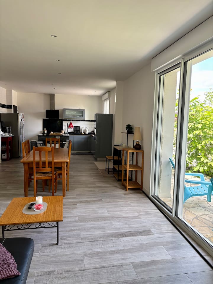 Casascope 
Comme Chez Vous. - Chasseneuil-du-Poitou