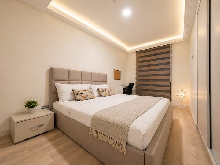 Pool • Sauna • Free Parking • Gym • 3br Family Apt - Skopje