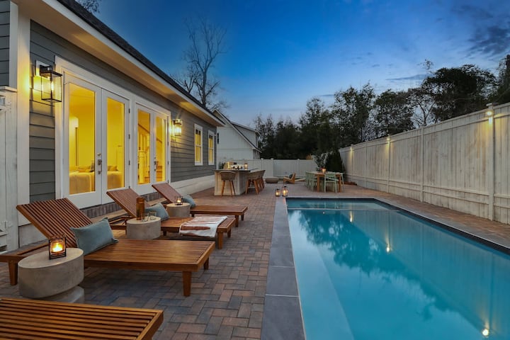 38 Guests, 12 Bedroom Compound, Private Pool - Savannah, GA
