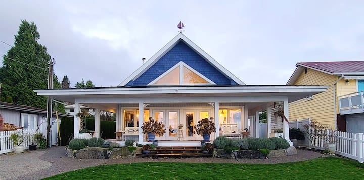 The White House - King Suite - Sechelt